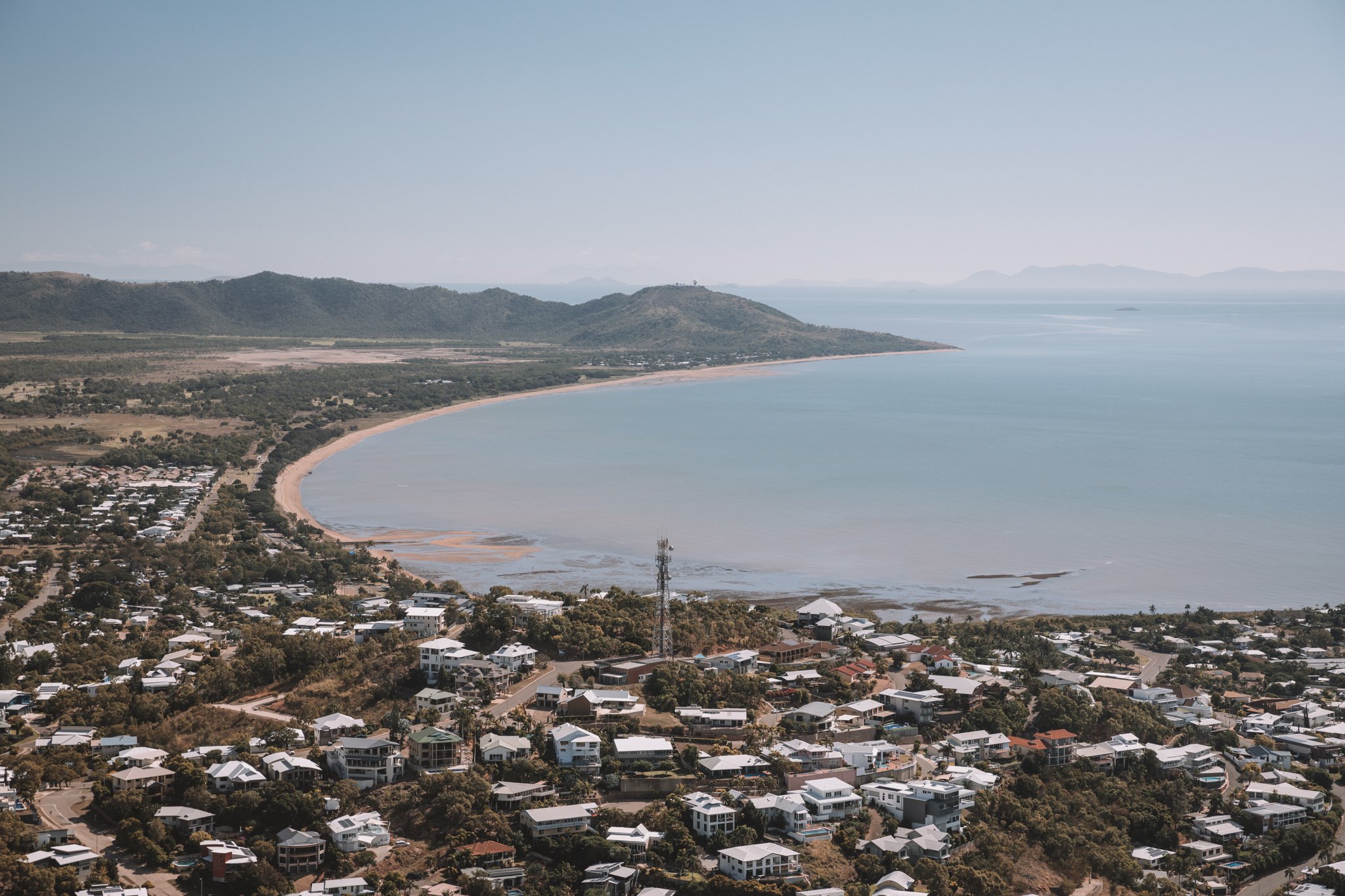 How to Hike the Castle Hill Track in Townsville - North Queensland ...