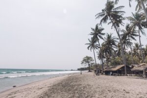5 Best Senggigi Beaches to Visit in West Lombok + Map