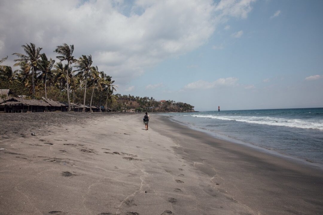 5 Best Senggigi Beaches to Visit in West Lombok + Map