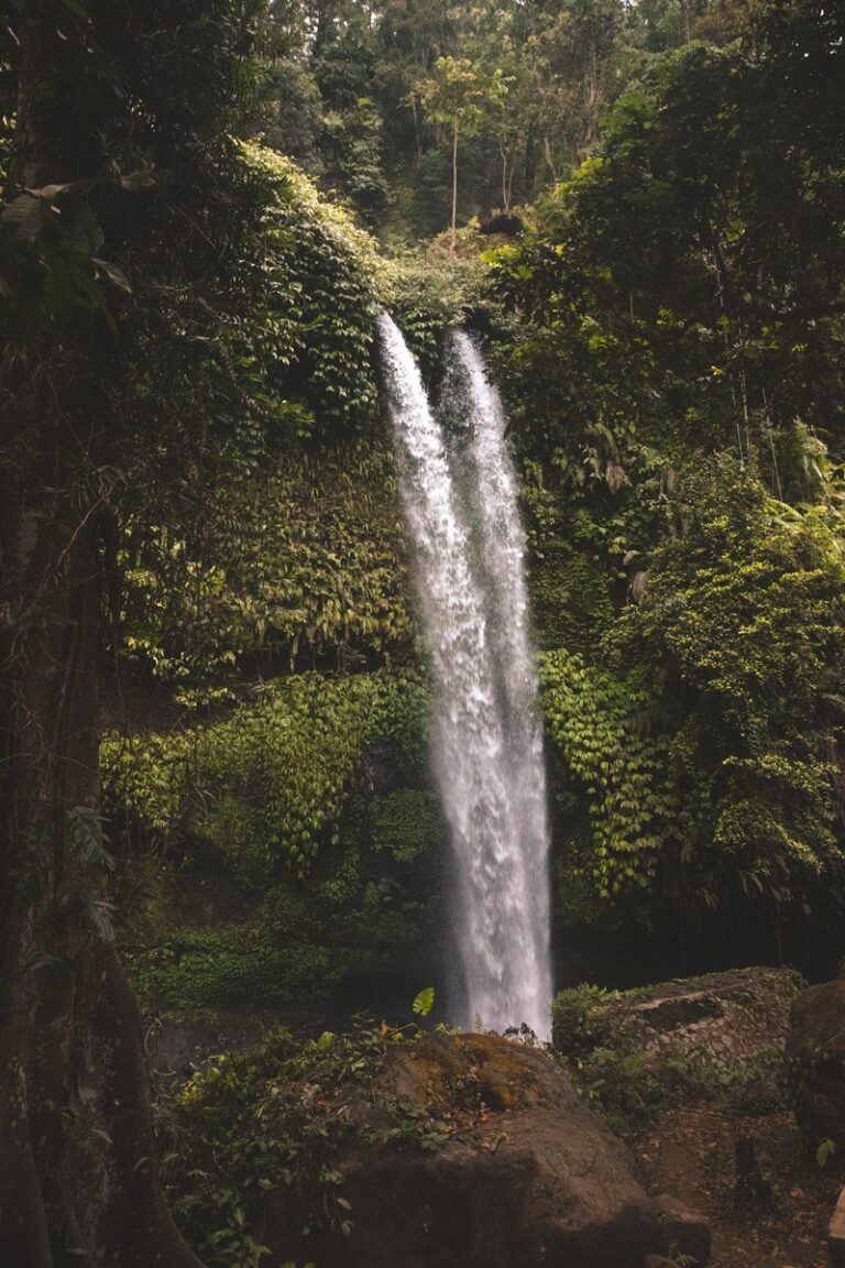 Lombok Waterfalls: 7 Best Waterfalls on Lombok Indonesia – We Seek ...