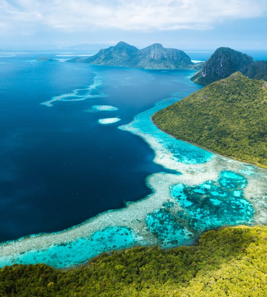 How to Visit Bohey Dulang Island & Hike to the Viewpoint