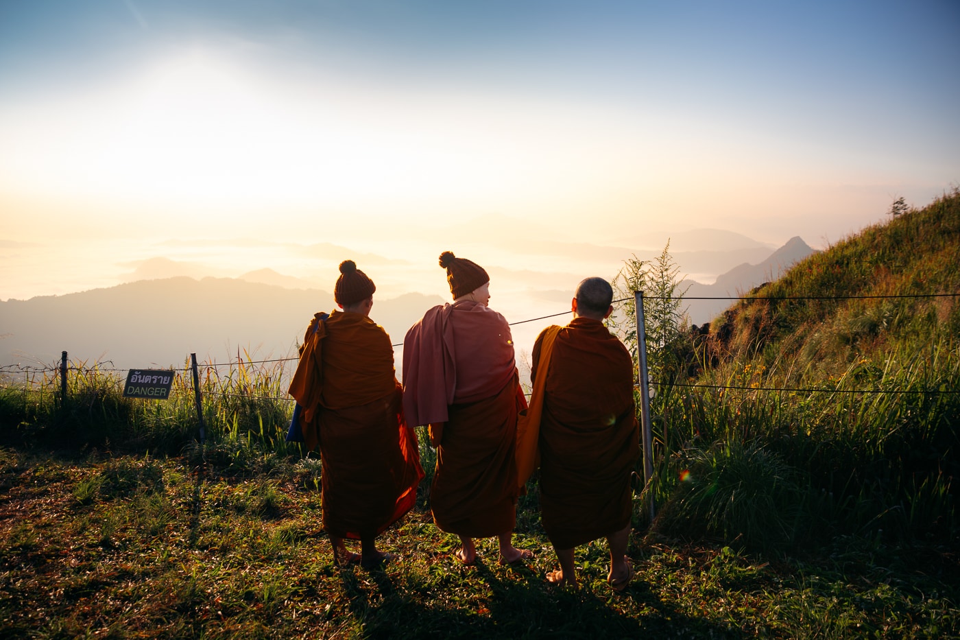 Guide to Phu Chi Fa: Sea of Mist Viewpoint from Chiang Rai