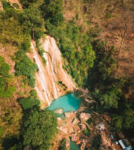 Dat Taw Gyaint Waterfall (Anisakan Falls), Myanmar