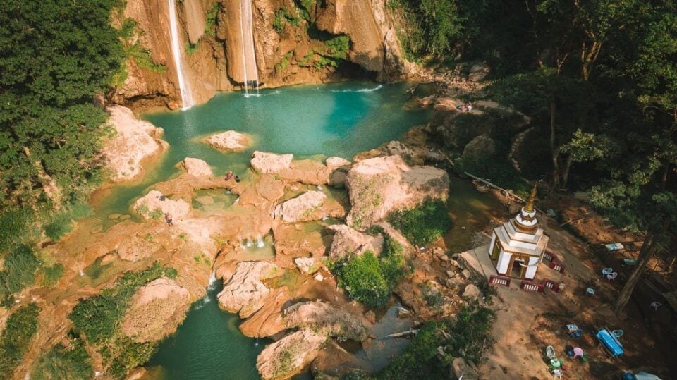 Dat Taw Gyaint Waterfall (Anisakan Falls), Myanmar