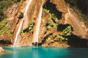 Dat Taw Gyaint Waterfall (Anisakan Falls), Myanmar