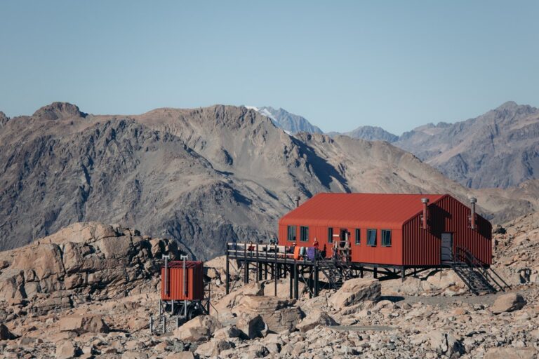 Complete Guide to Hiking the Mueller Hut Route in 2023