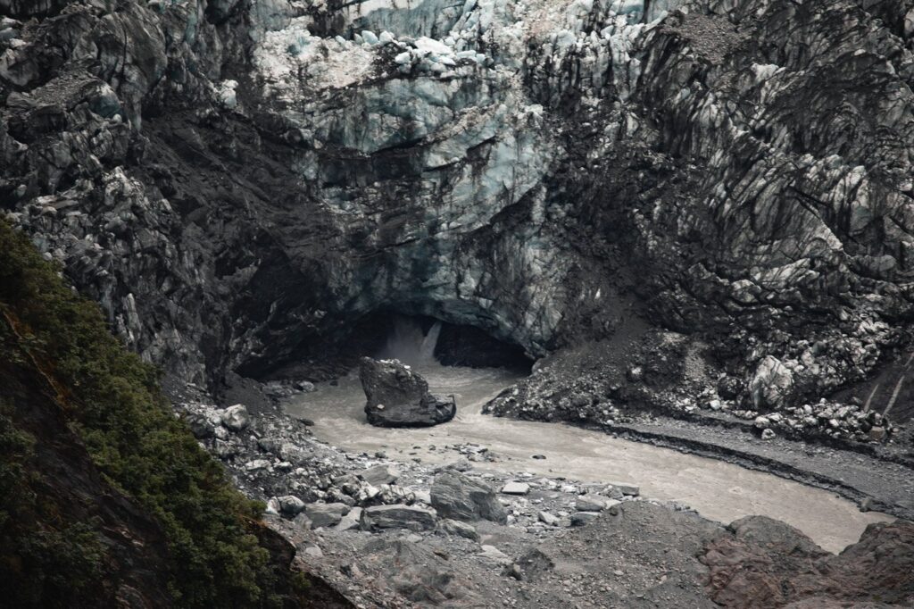 Roberts Point Track - Franz Josef Glacier Lookout, New Zealand – We ...