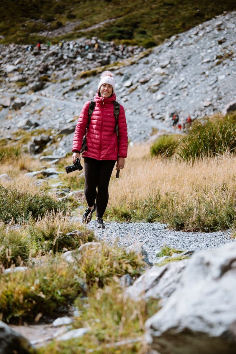 How to Hike the Hooker Valley Track in New Zealand (2023 Guide)