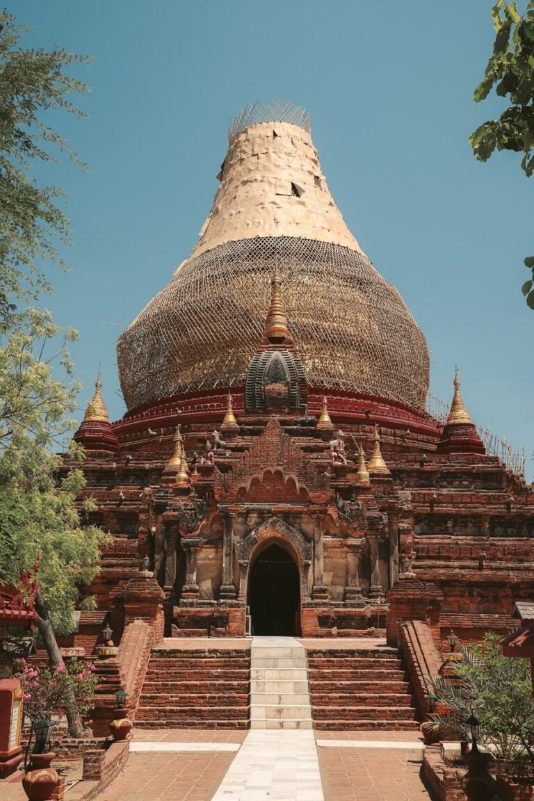 Visiting the Bagan Temples and Pagodas in Myanmar