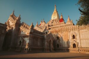 Visiting the Bagan Temples and Pagodas in Myanmar