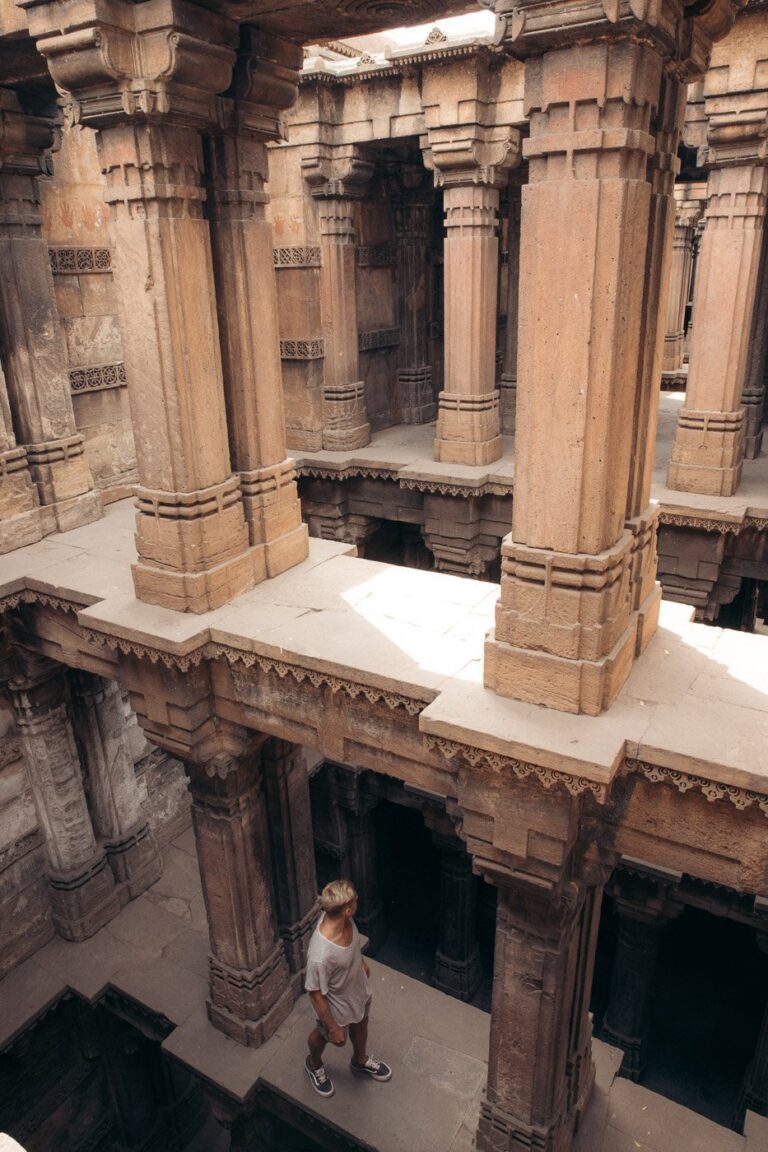 Exploring Dada Harir Stepwell in Ahmedabad, India