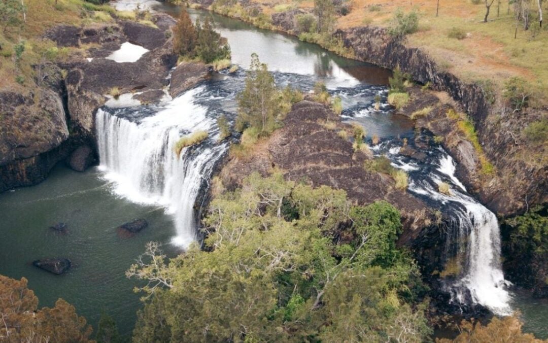 Visiting Millstream Falls & Little Millstream Falls: Complete Guide