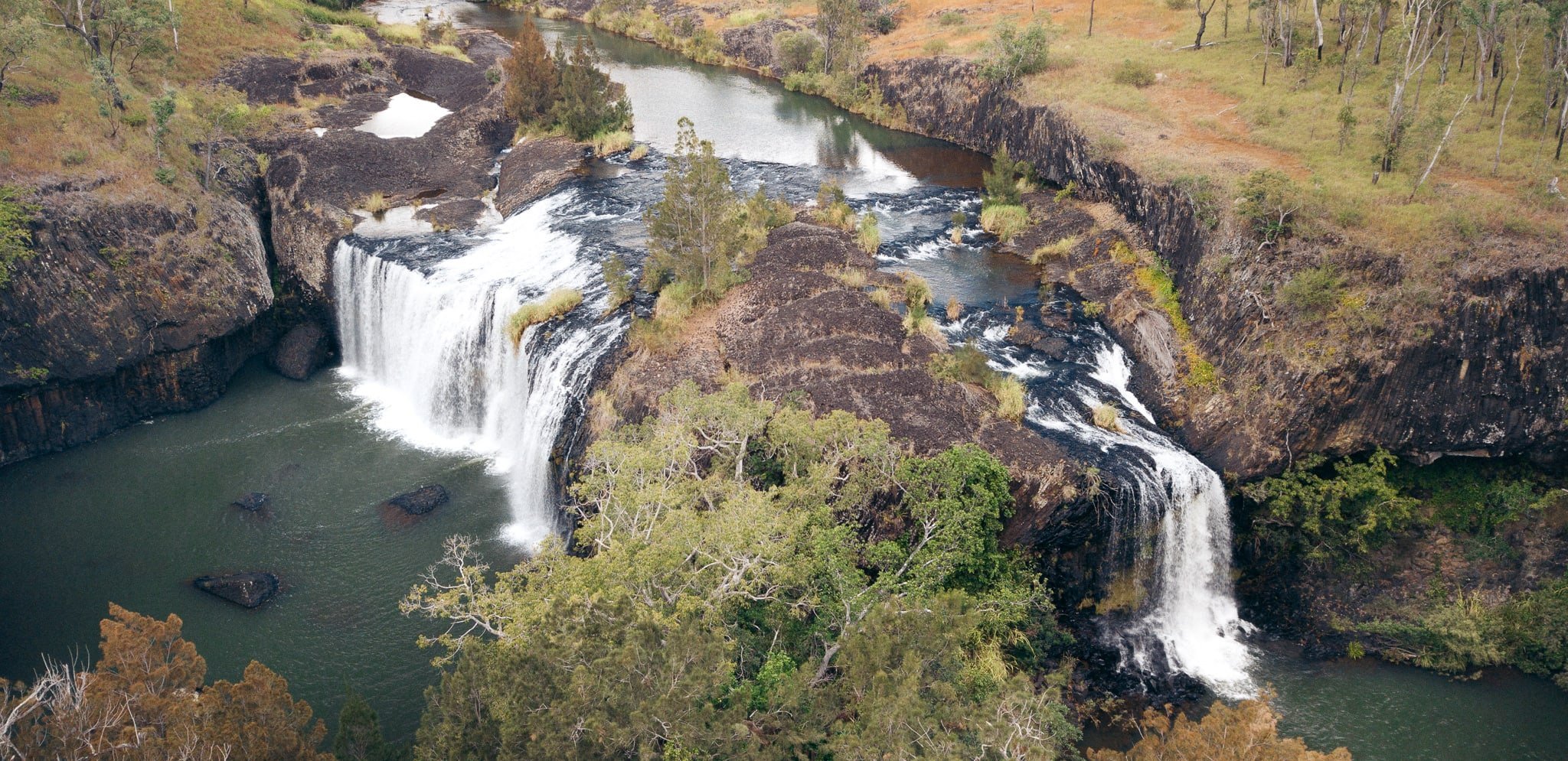 Millstream Falls & Little Millstream Falls - Complete Waterfall Guide ...