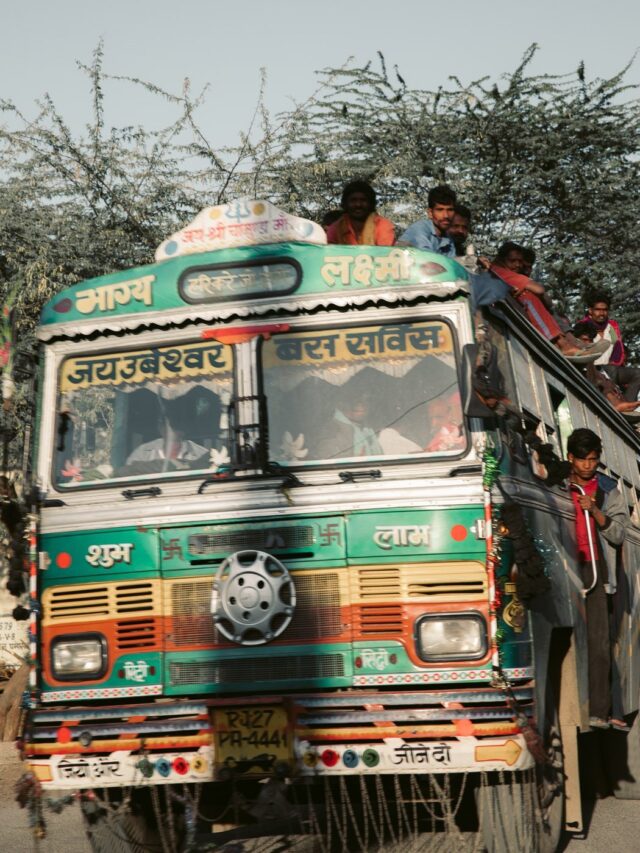 Budget Travel Guide to Overnight Sleeper Buses in India