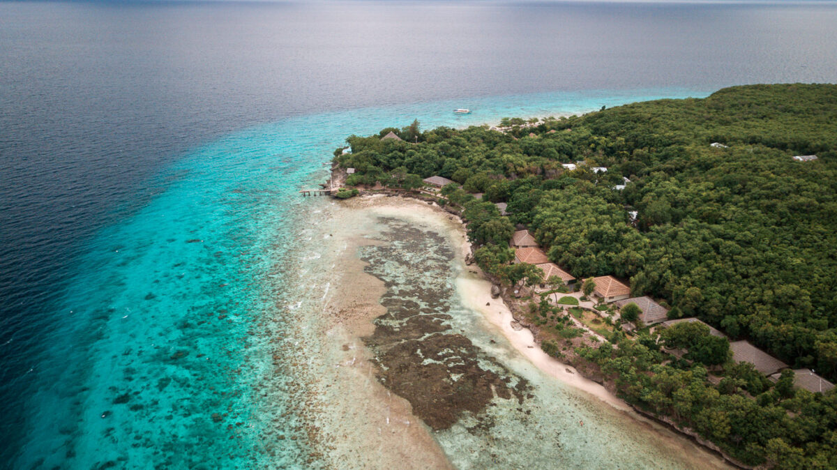 How to Visit Sumilon Island in Cebu in 2024