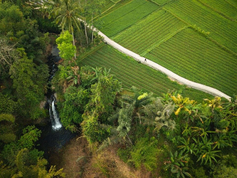 12 Amazing Waterfalls on Lombok, Indonesia (+ Map)