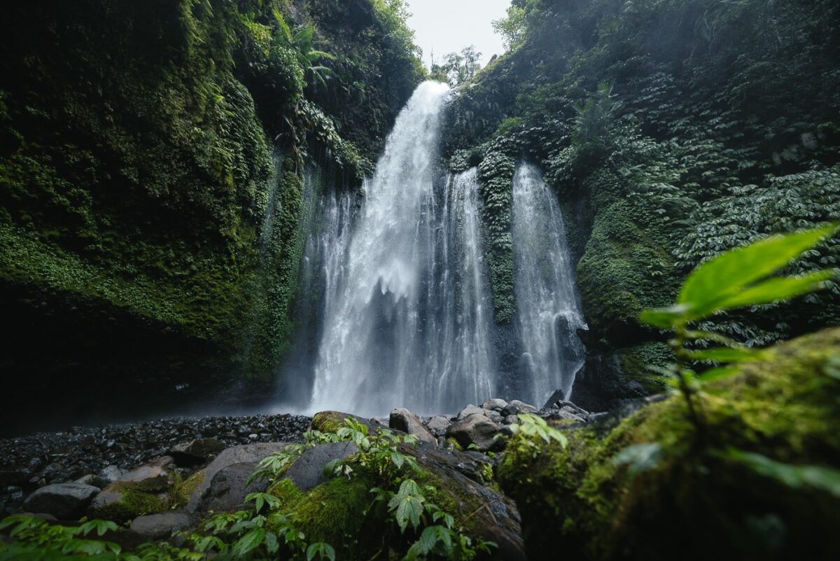 12 Amazing Waterfalls on Lombok, Indonesia (+ Map)