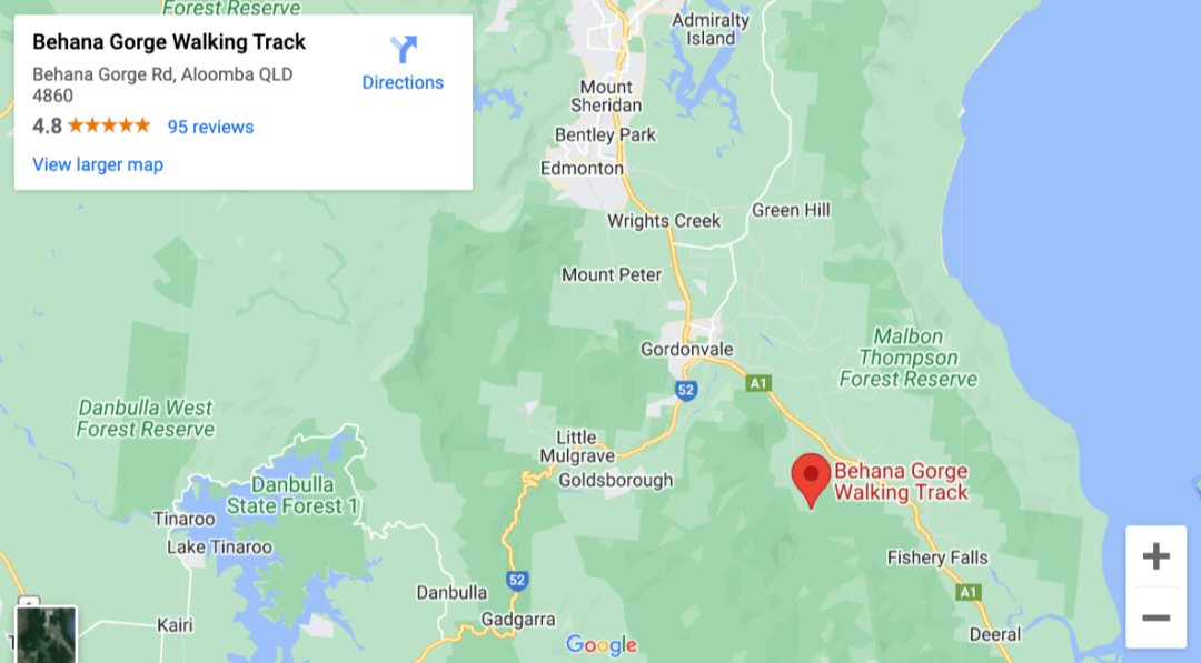 Hiking in the Behana Gorge to Clamshell Falls from Cairns