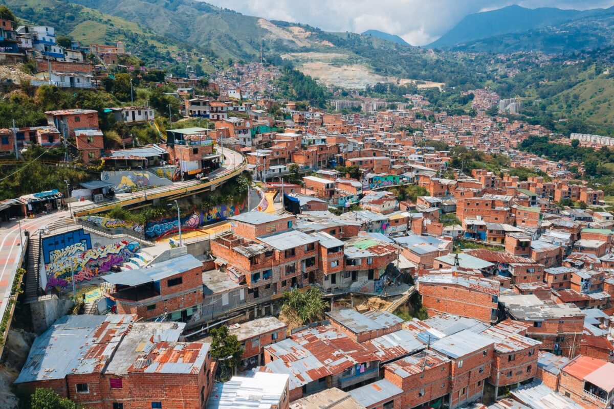 Comuna 13 Tour in Medellín: Complete Guide