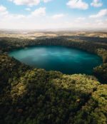 Lake Eacham Visitors Guide - Crater Lakes National Park, Queensland ...