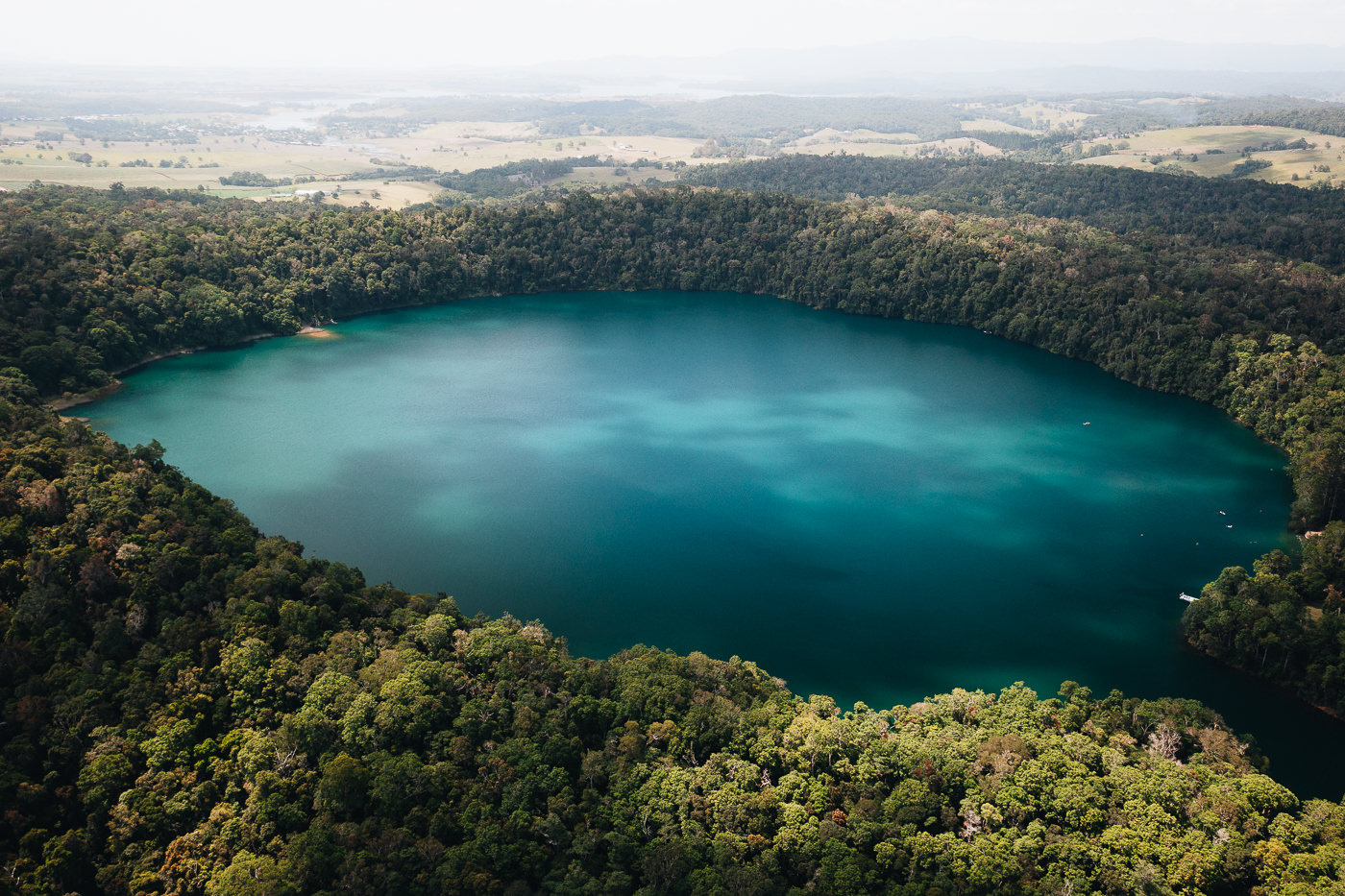 Lake Eacham Visitors Guide - Crater Lakes National Park, Queensland ...