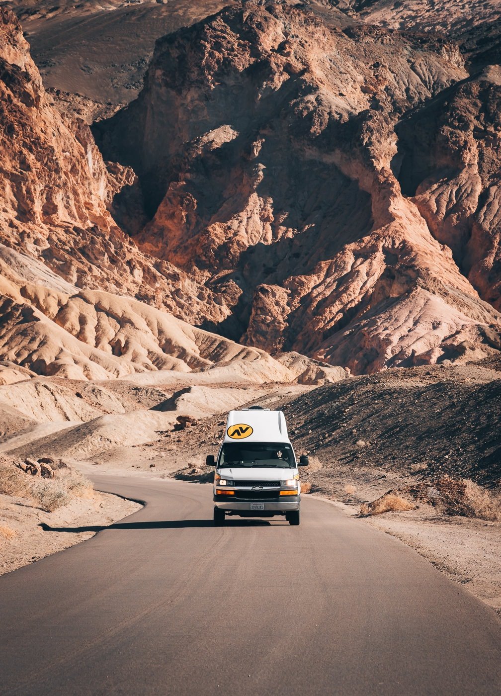 Best Road Trip Vans: How to Pick Camper Van Rentals in the USA – We ...