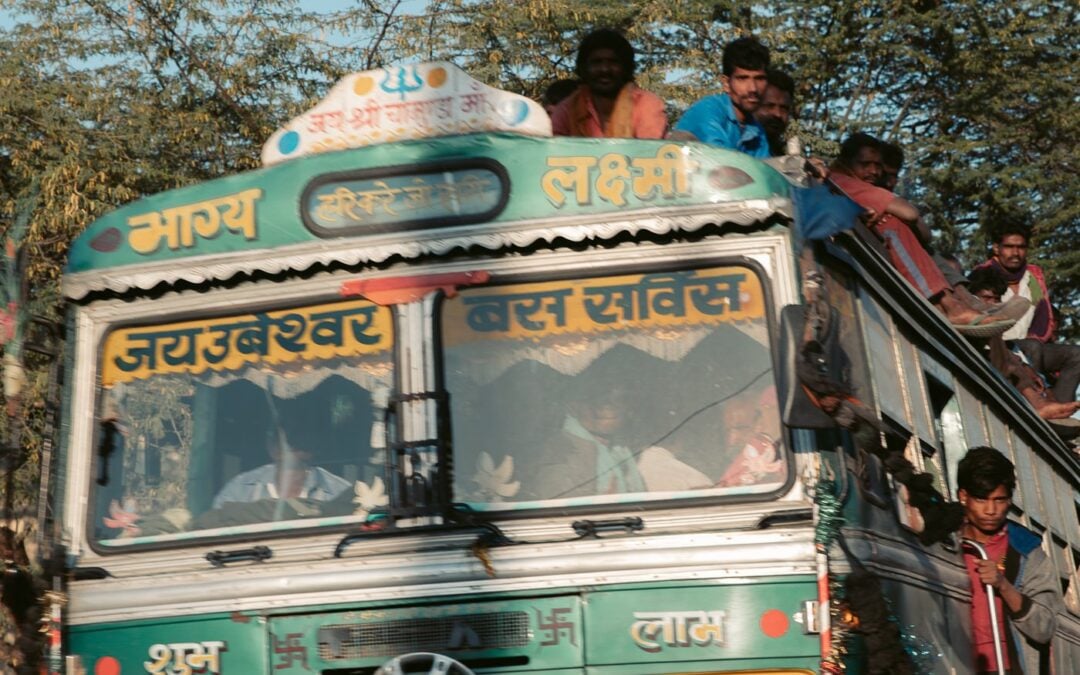 Budget Travel Guide to Overnight Sleeper Buses in India