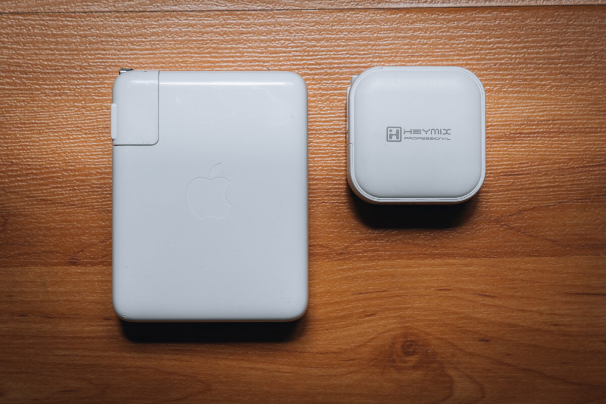 17 Travel Hacks For Your Digital Nomad Packing List