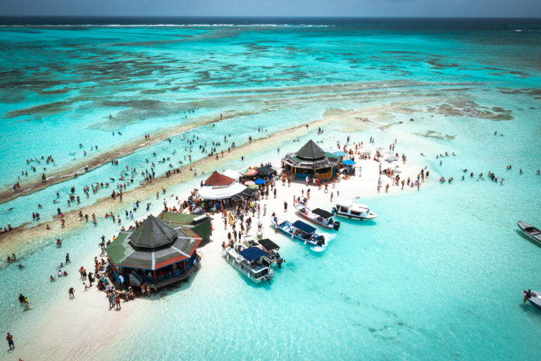 How to Get to Haynes Cay & El Acuario on San Andres Island