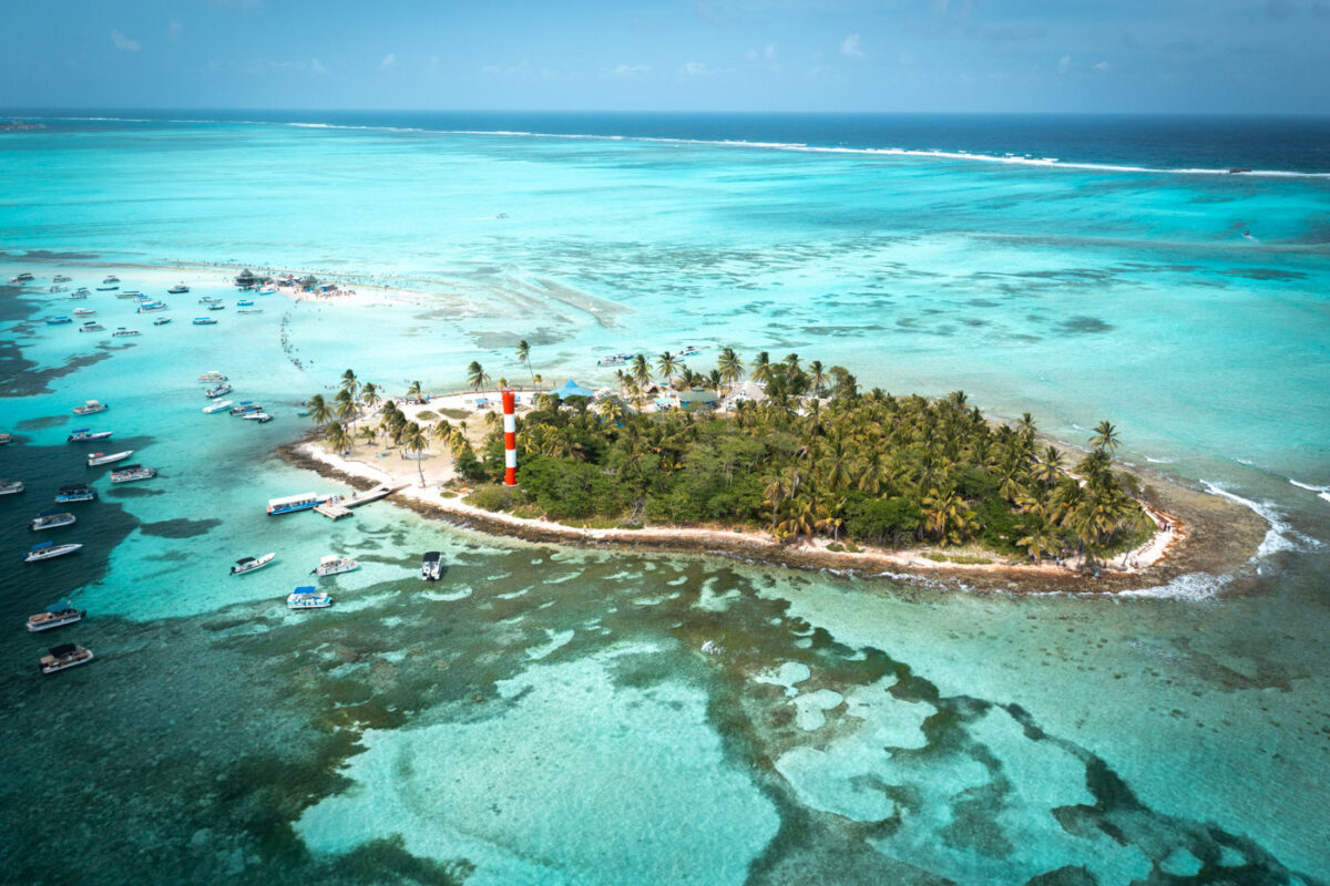 How to Get to Haynes Cay & El Acuario on San Andres Island