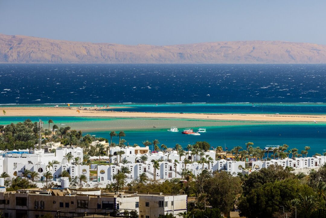 25 Epic Things to do in Dahab, Egypt: Travel Guide + Map