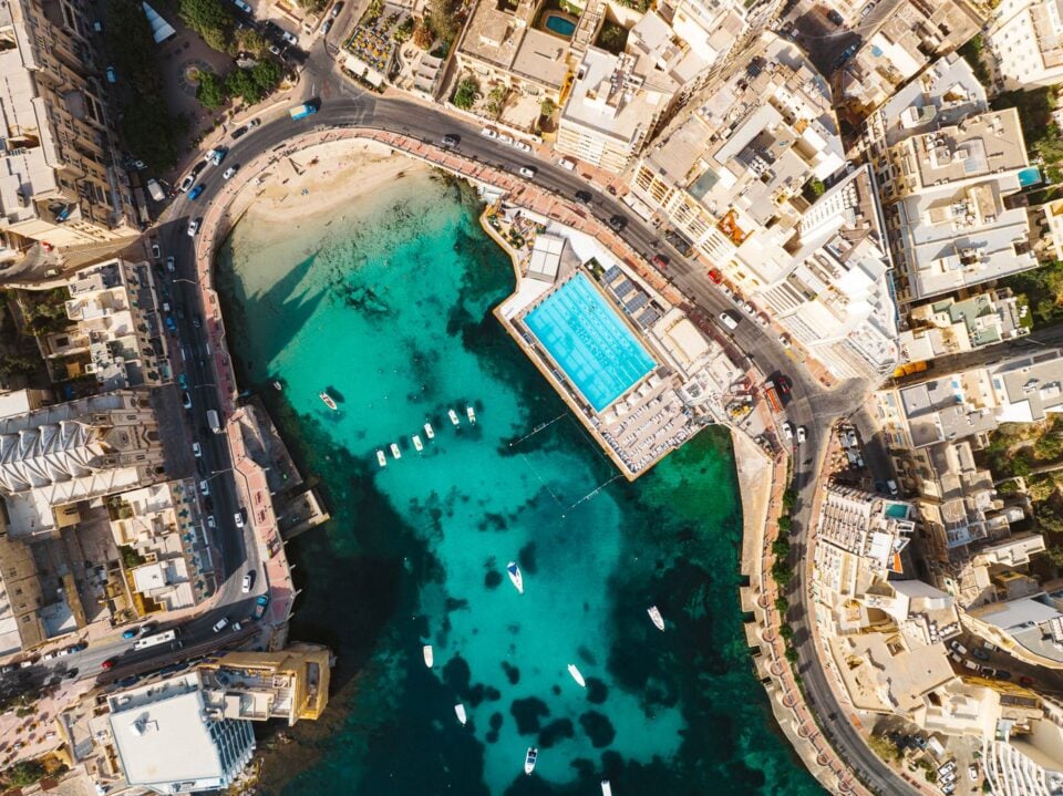24 Amazing Beaches on Malta Island: Guide + Map