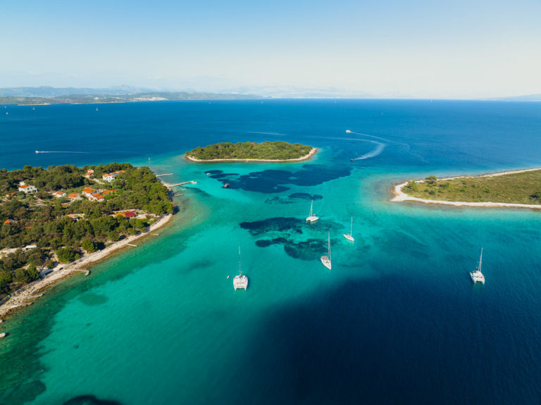 How to Get to the Croatian Blue Lagoon From Split & Trogir