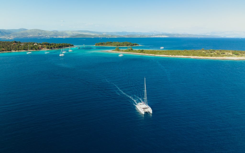 How to Get to the Croatian Blue Lagoon From Split & Trogir