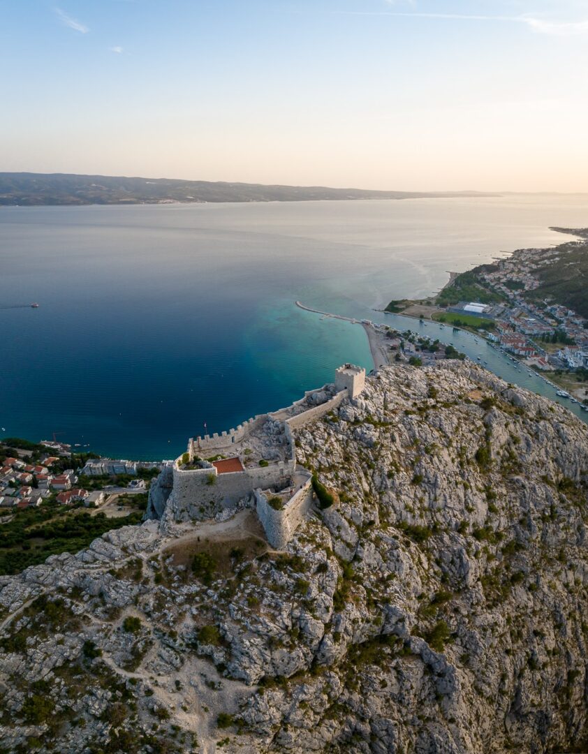 How to Hike to Starigrad Fortress & Omiš Castle in Croatia