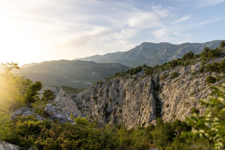 How to Hike to Starigrad Fortress & Omiš Castle in Croatia