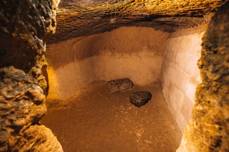 Exploring Derinkuyu Underground City in Turkey - Everything You Need to ...