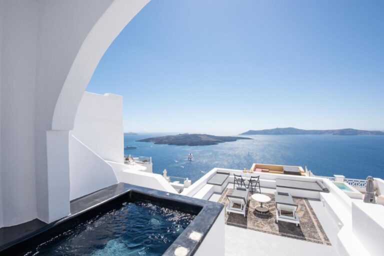 11 Best Hotels in Fira, Santorini for Amazing Caldera Views