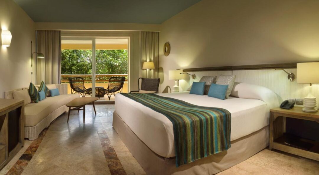 12 Best Resorts on Tulum Beach For a Luxury Stay