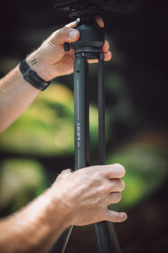 HEIPI Tripod Review: Is this the Best Budget Travel Tripod?