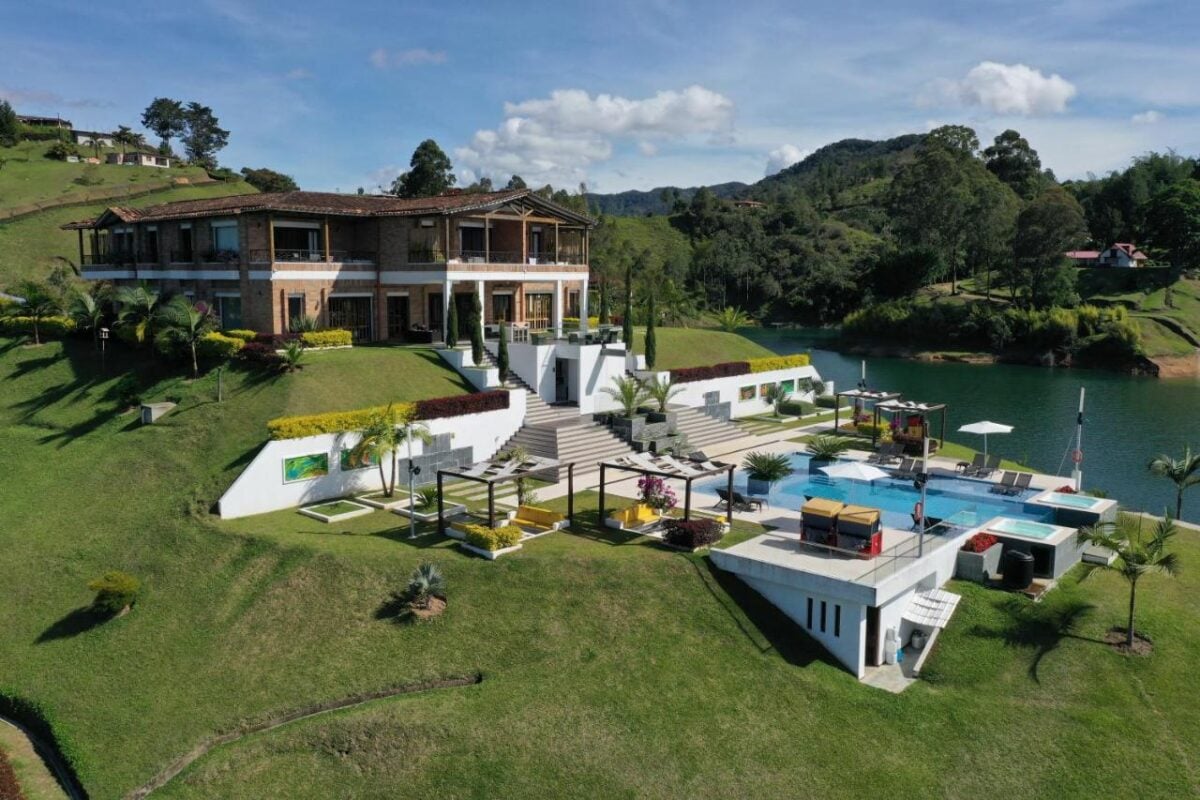 Best Hotels in Guatapé: All Budgets Guide