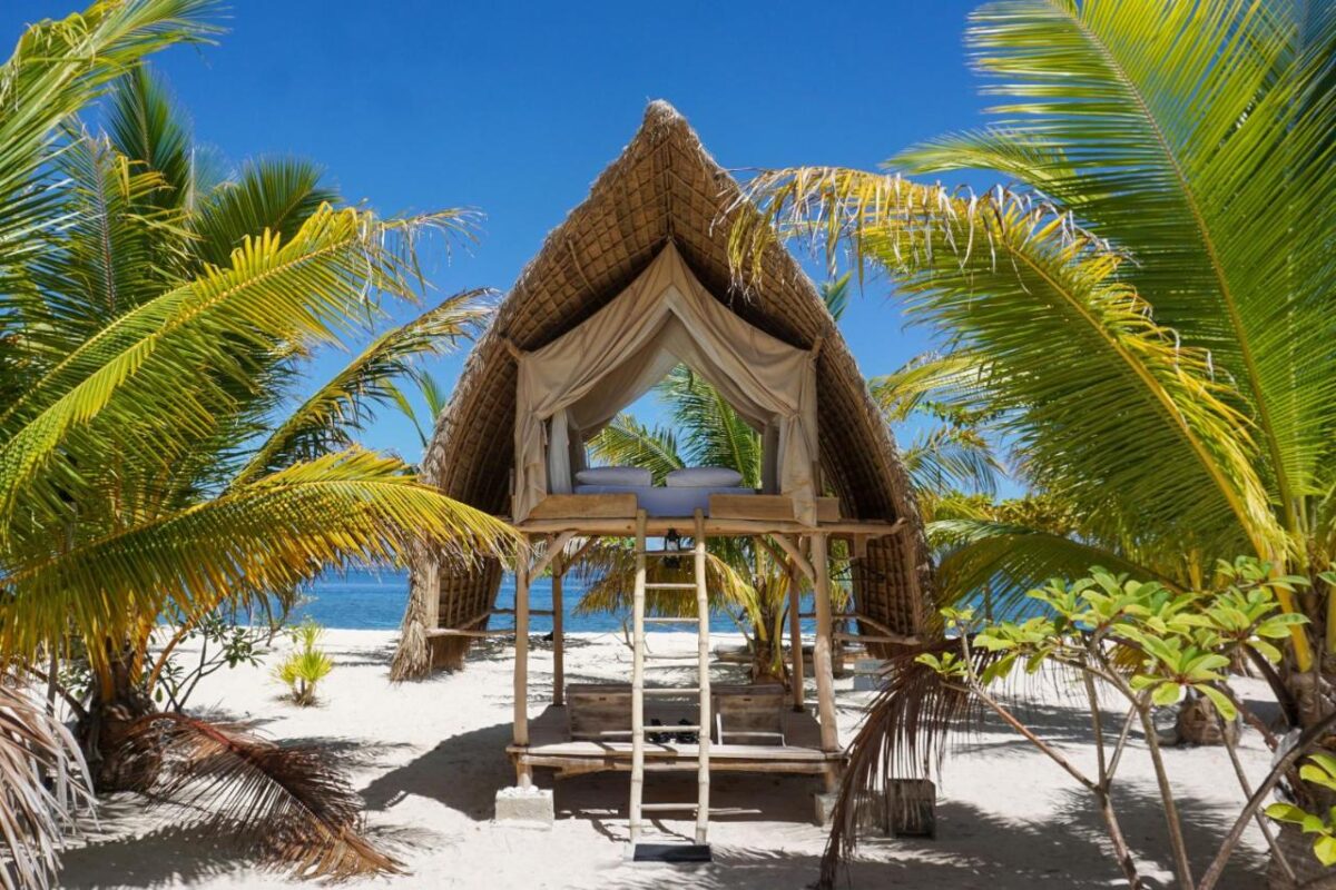 Batu Cermin Cave in Labuan Bajo, Flores (Mirror Cave)