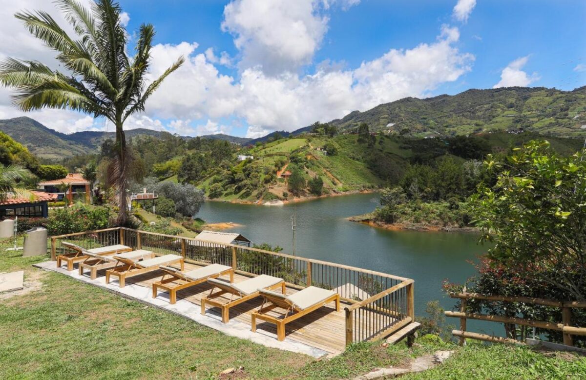 Best Hotels in Guatapé: All Budgets Guide