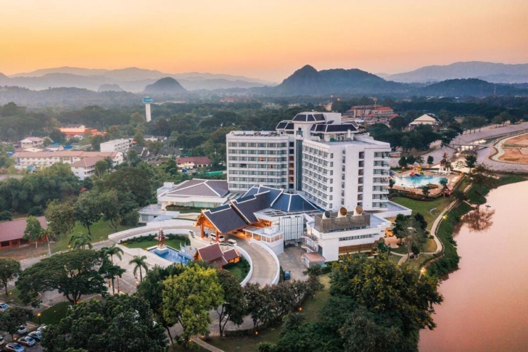 How to Visit Huay Mark Liam Hot Spring in Chiang Rai
