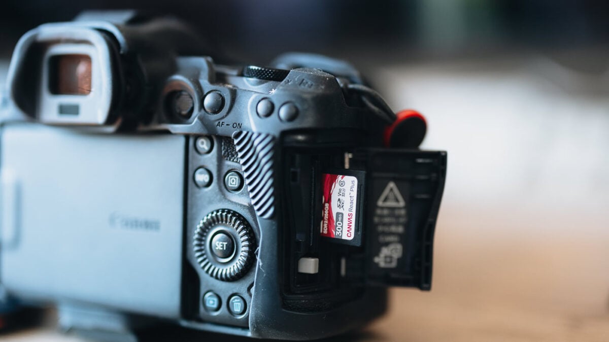 Finding the Best SD Card for Travel Photography