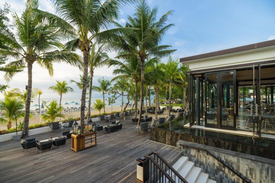 13 Best Beach Resorts in Bali, Indonesia