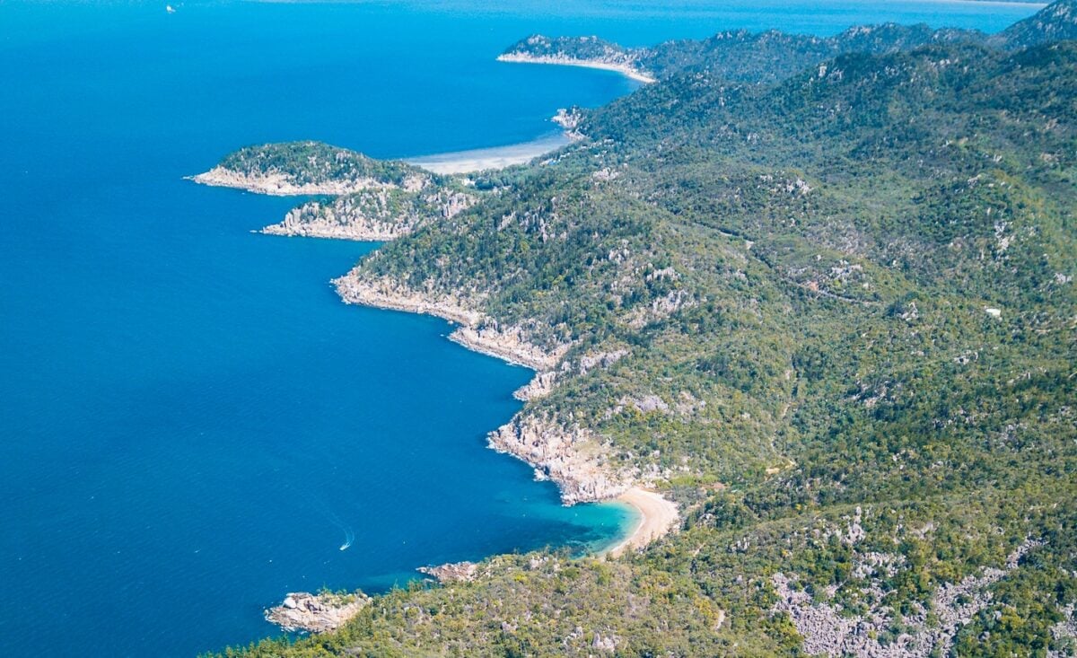 Alma Bay Magnetic Island: Complete Travel Guide
