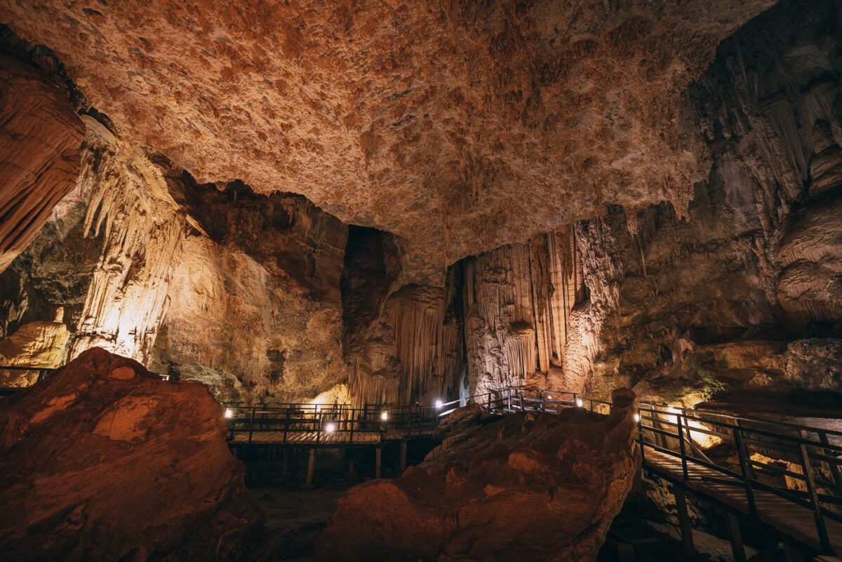 Exploring Diamond Cave at Railay Beach (Tham Phra Nang Nai)
