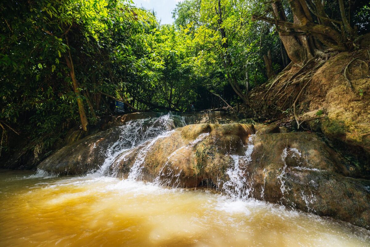 Krabi Hot Springs: Hot Stream Waterfall Guide
