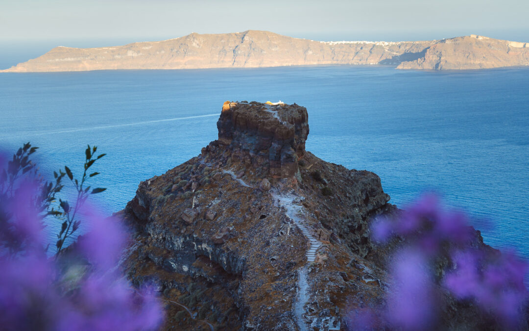 How to Hike to Skaros Rock in Santorini (Imerovigli)